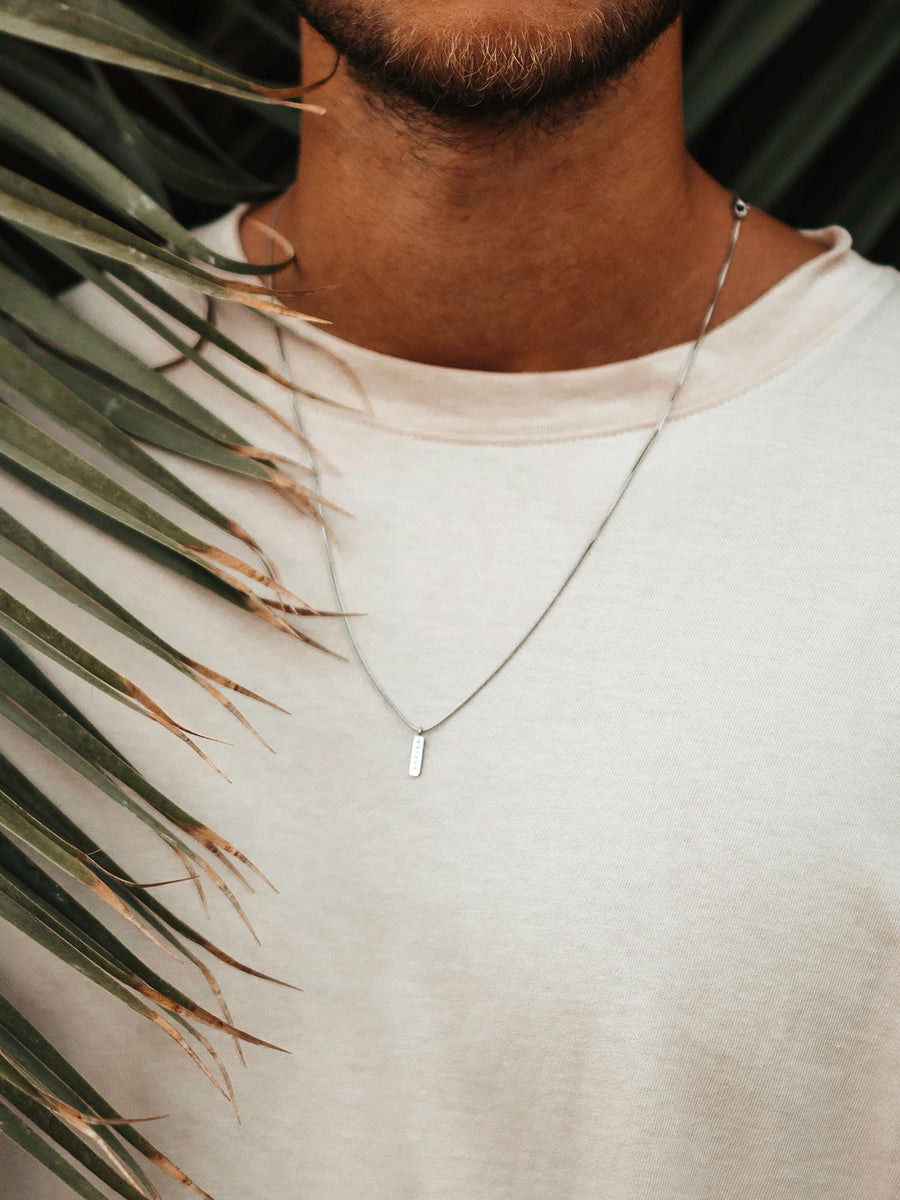 Men's Square Pendant Necklace - in Silver or Gold – Vacier